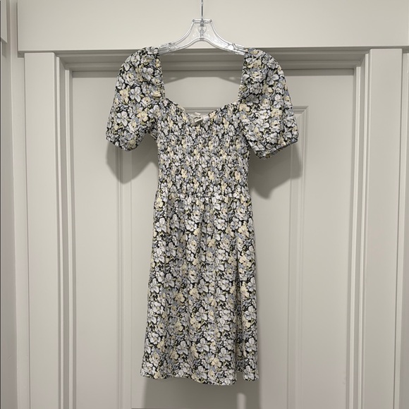 H&M | Dresses | Hm Black And White Puff Sleeve Sundress | Poshmark